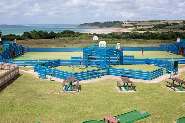 Facilities at Thorness Bay Holiday Park, Isle of Wight