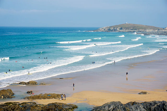Unwind Like a Local: Surfing in Cornwall | Parkdean