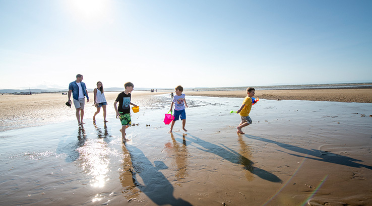 Tots' Breaks | 4 Night Midweek Breaks for kids | Parkdean Resorts