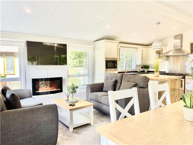 Lodges - lodges.co.uk